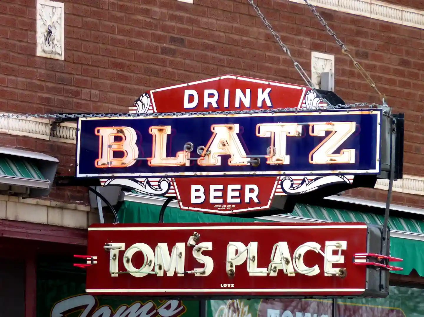 11 Vintage Beer Signs That Sold for Thousands